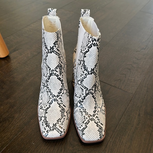 Sam Edelman | Shoes | Snake Skin Boots Perfect For Fall A Little ...